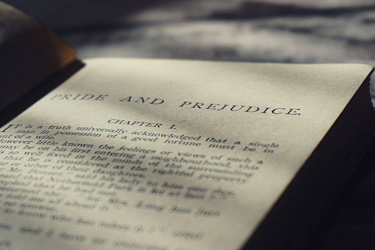 How Many Words In A Chapter? [A Word Count Guide] - Word Counter